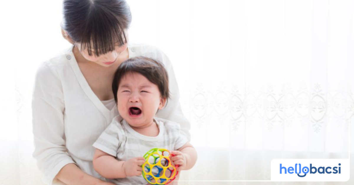 Bụng em bé bị cứng : Tất cả những gì bạn cần biết